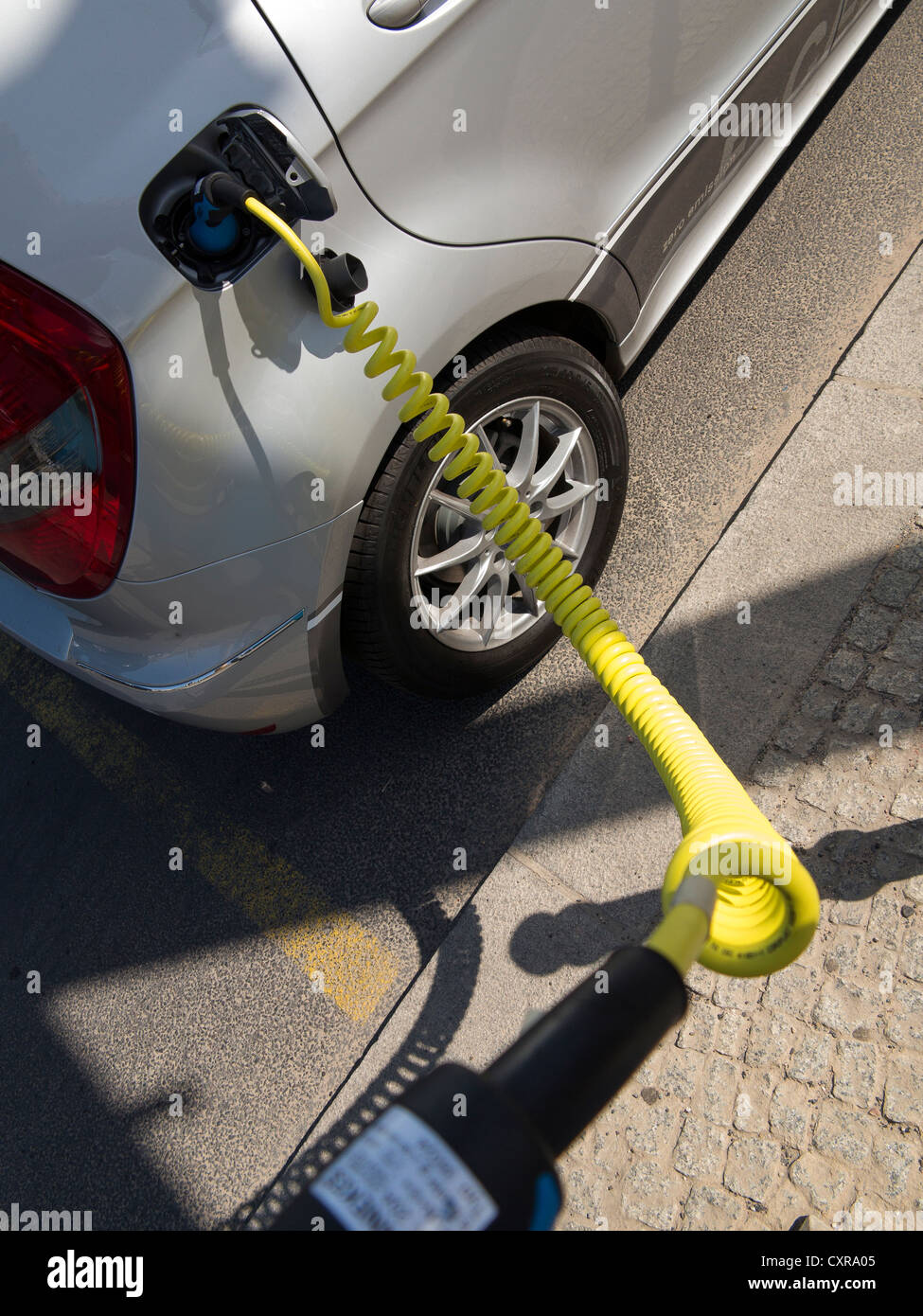 Cell charging station hi-res stock photography and images - Alamy