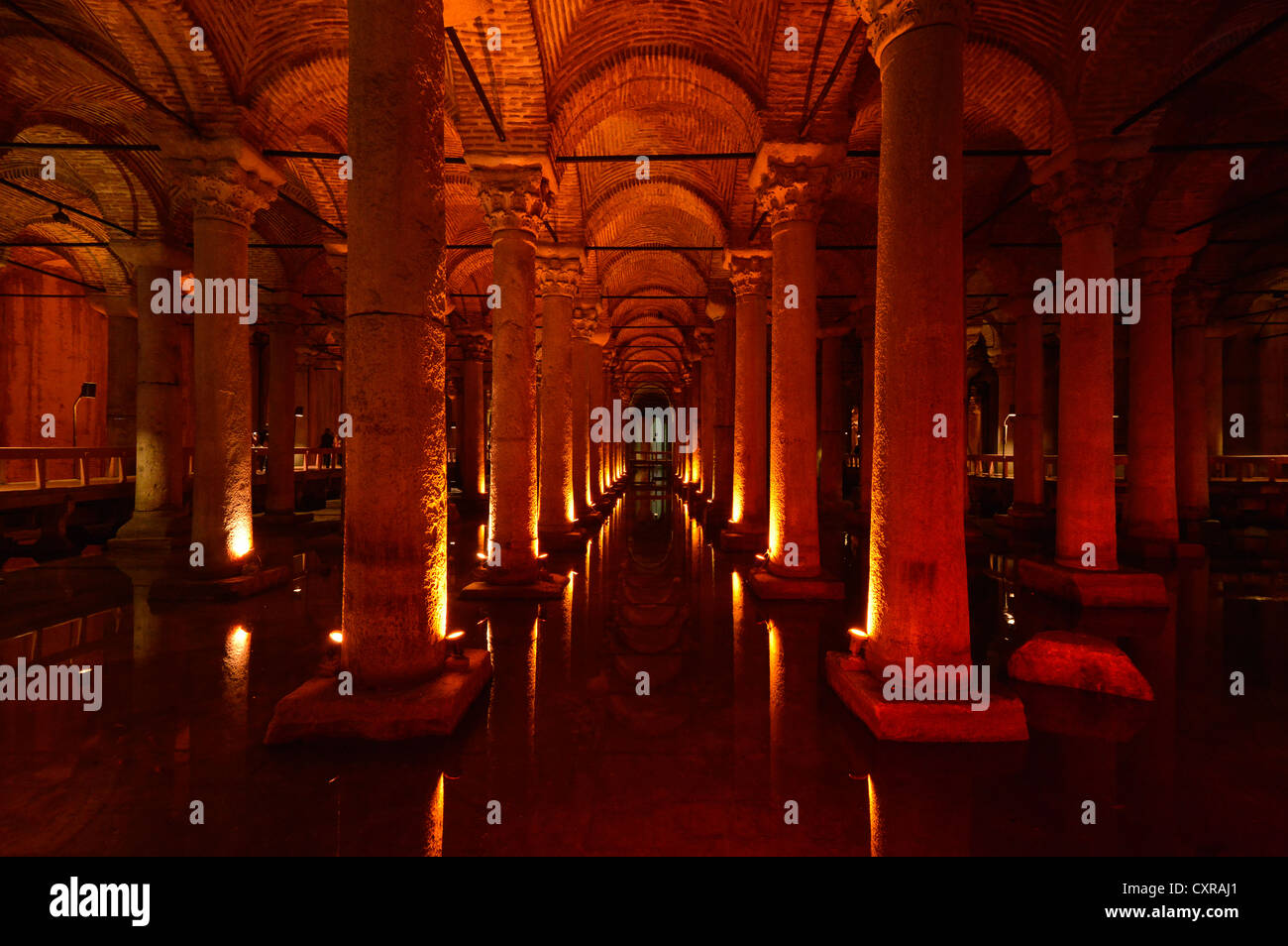 Yerebatan Sarayi, Byzantine cistern in Sultanahmet, illuminated arches ...