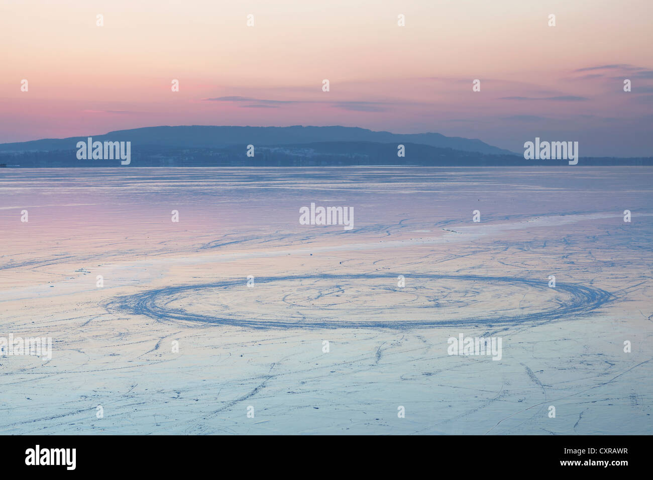 Ice circles hi-res stock photography and images - Alamy