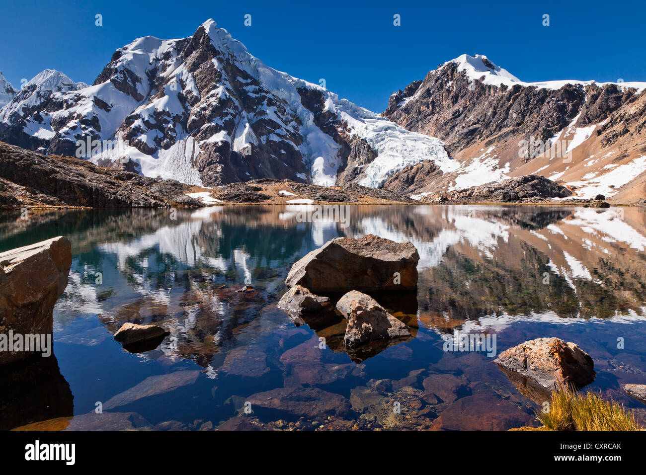 Cordillera huayhuash hi-res stock photography and images - Alamy