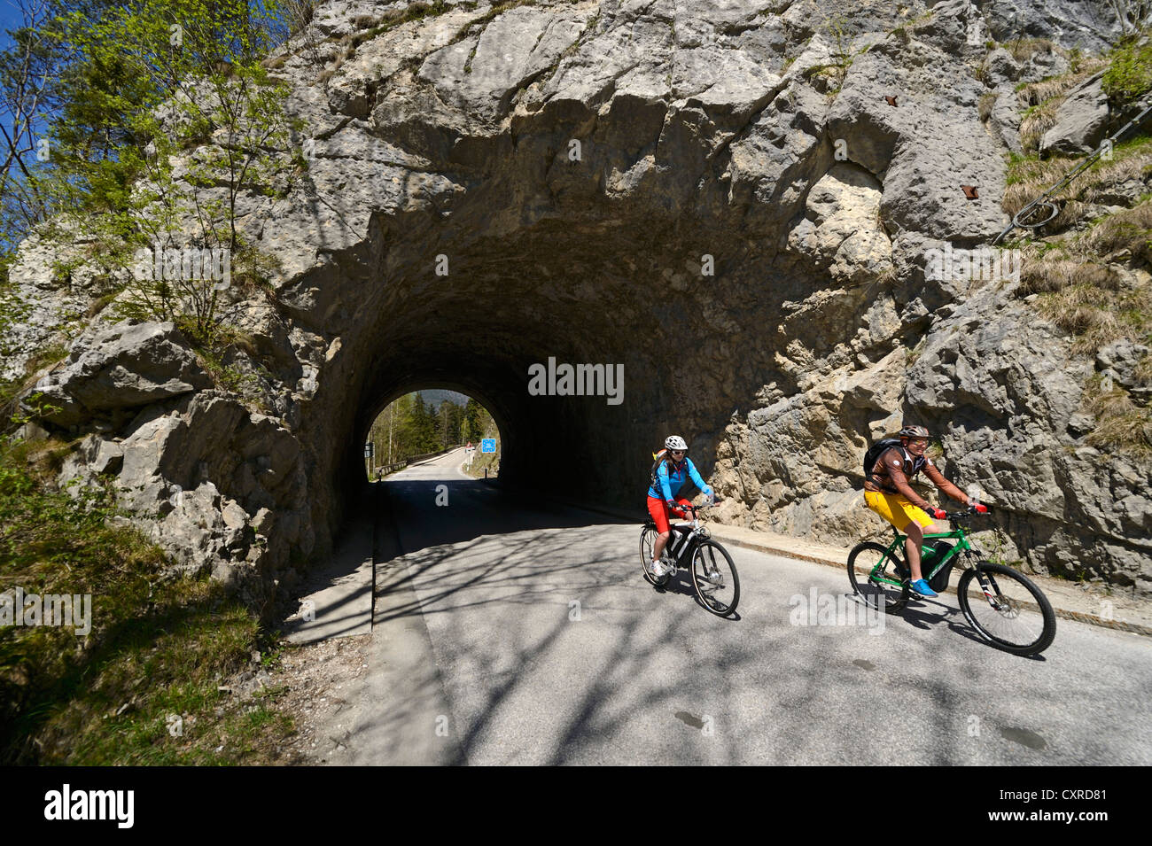 Electric border hi-res stock photography and images - Alamy