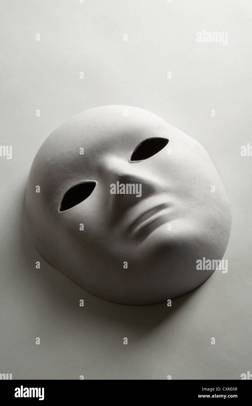 Expressionless mask hi-res stock photography and images - Alamy