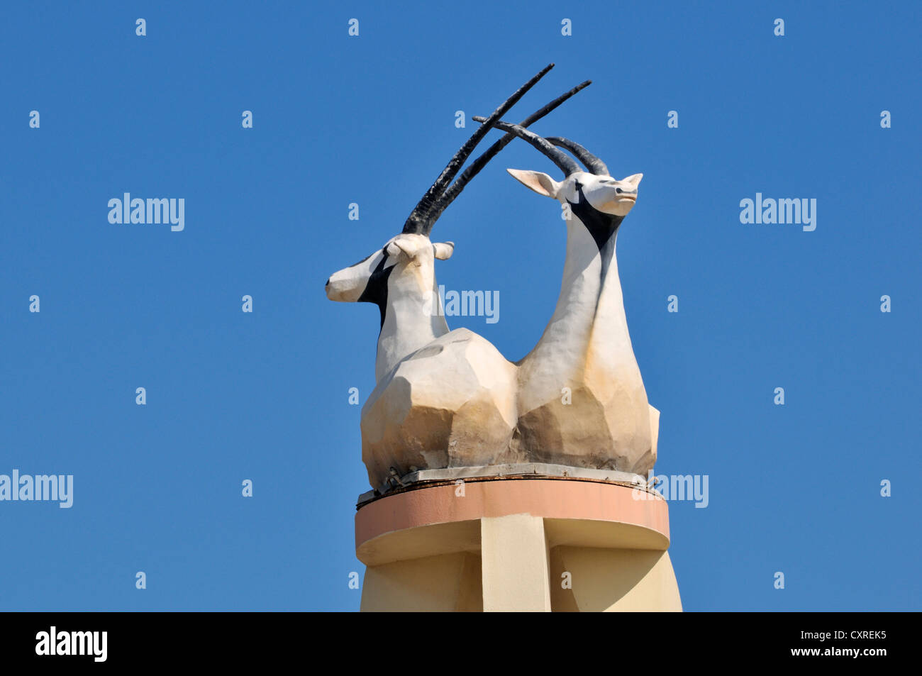 Doha qatar roundabout hi-res stock photography and images - Alamy