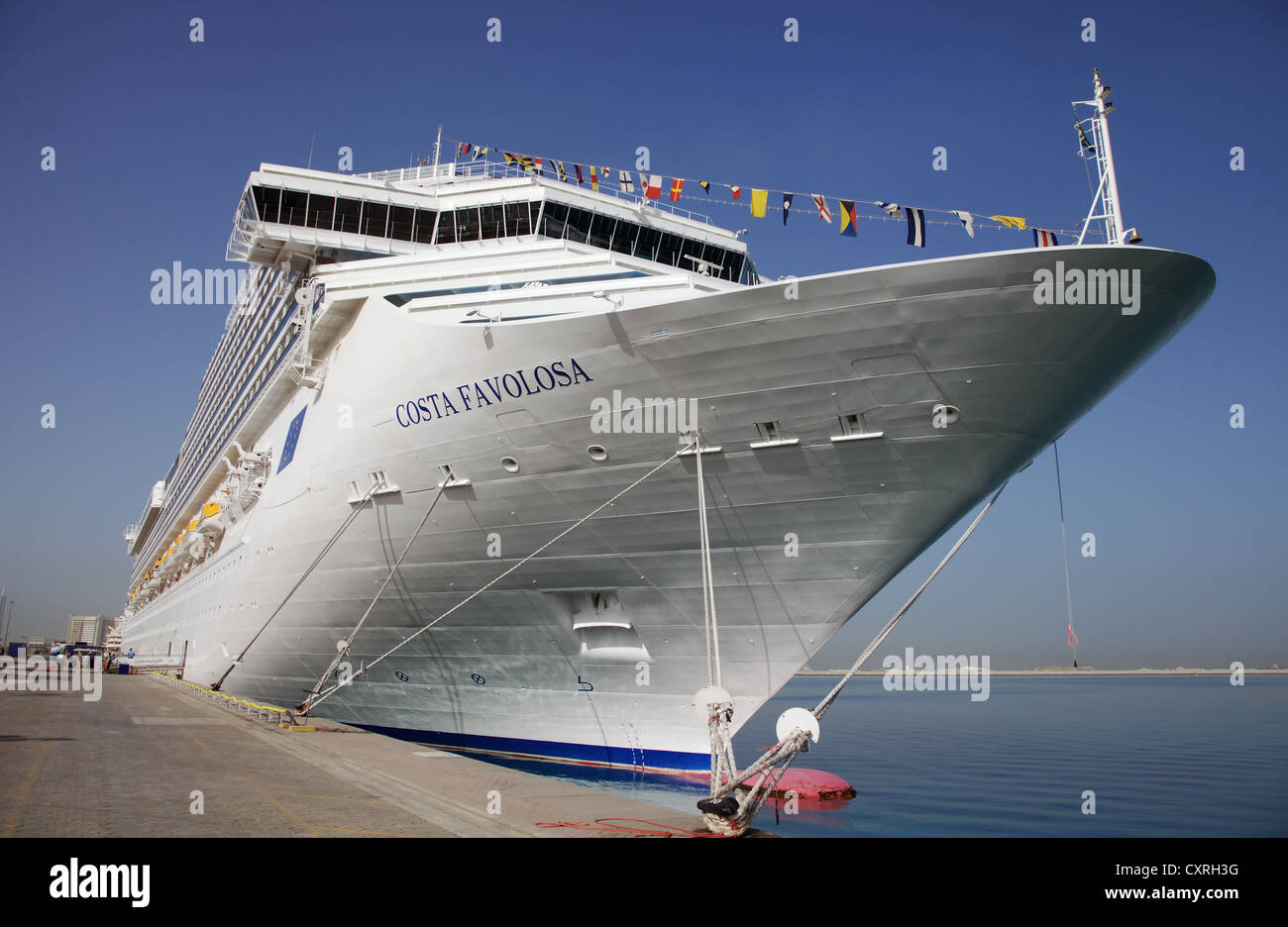 Cruise ship, Costa Favolosa, built in 2011, length 290m, 3000 ...