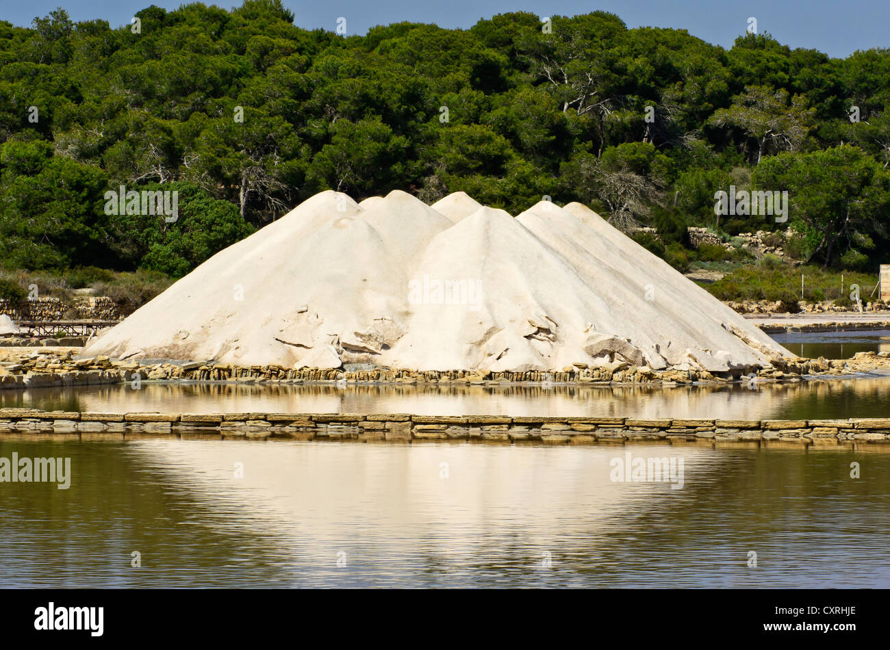 Salt flats hi-res stock photography and images - Alamy