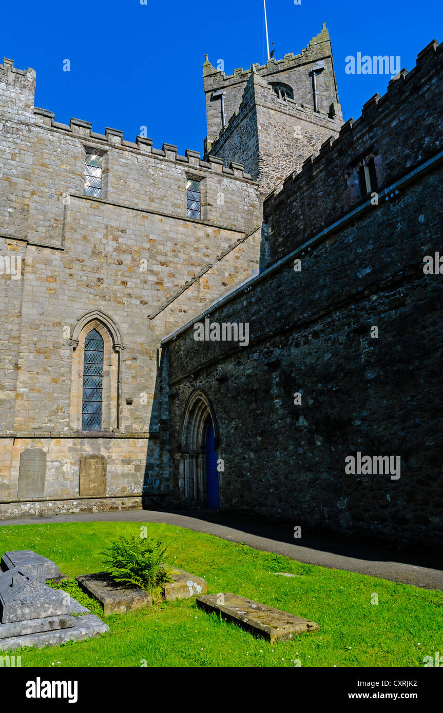 Cartmel priory hi-res stock photography and images - Alamy
