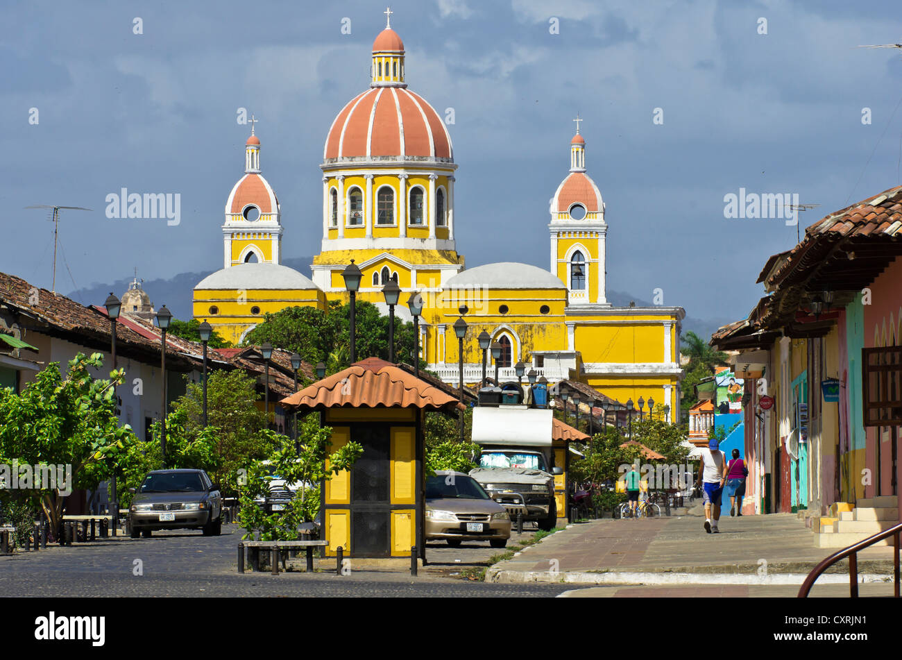 Calzada hi-res stock photography and images - Alamy
