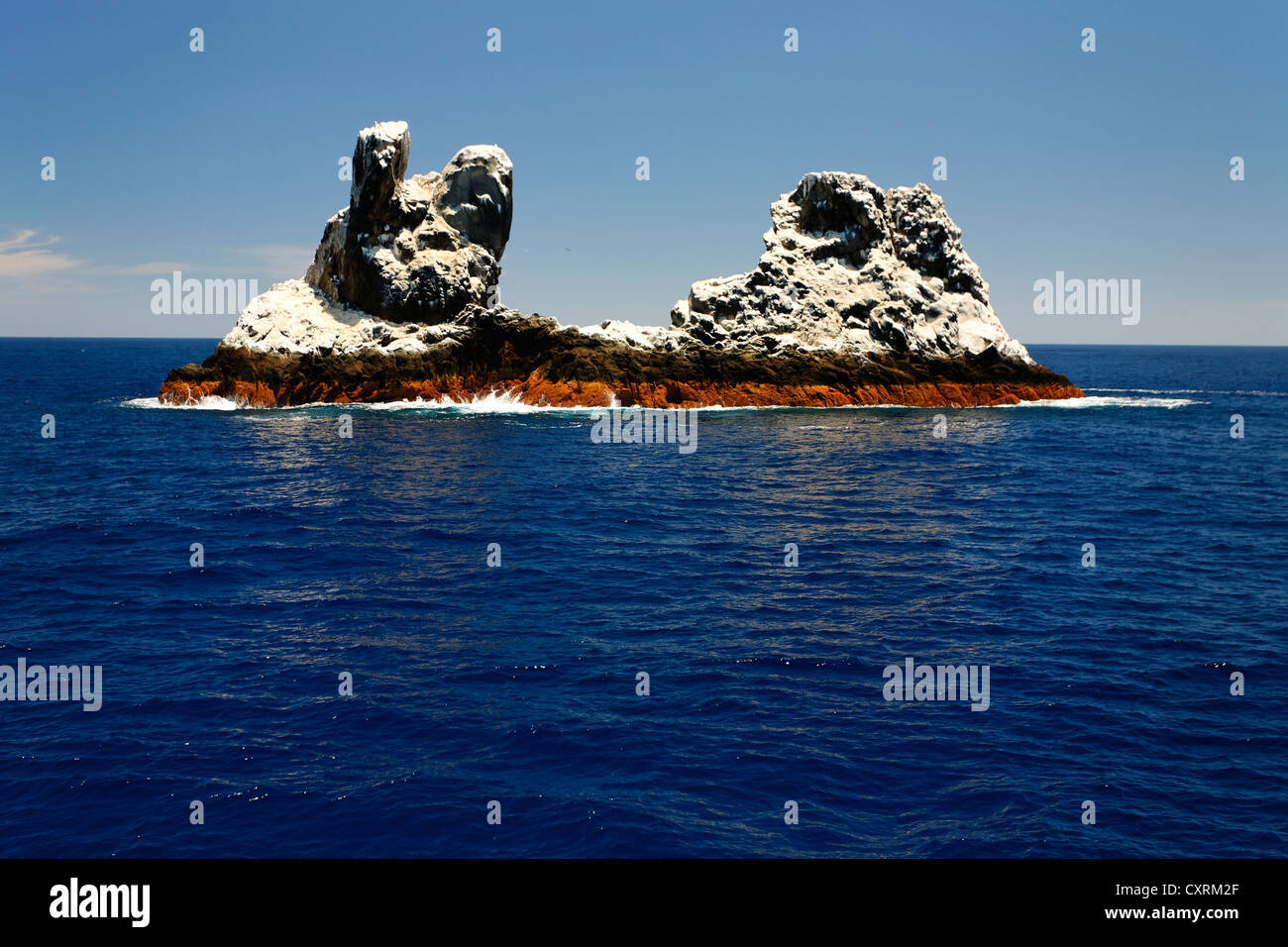 Roca Partida, Broken Rock, 24m, camel-shaped rock, known diving site ...