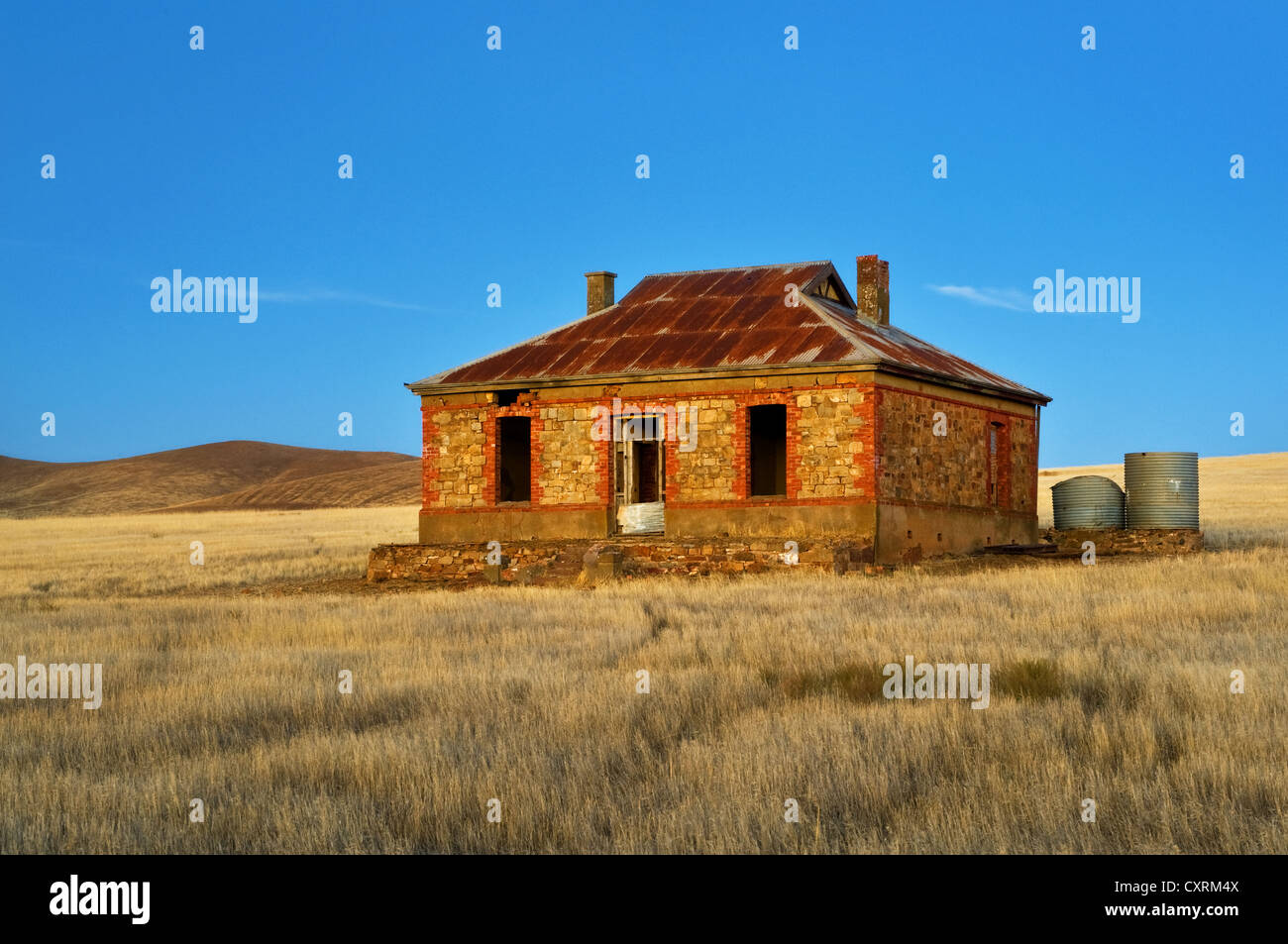 Australian cottage hi-res stock photography and images - Alamy