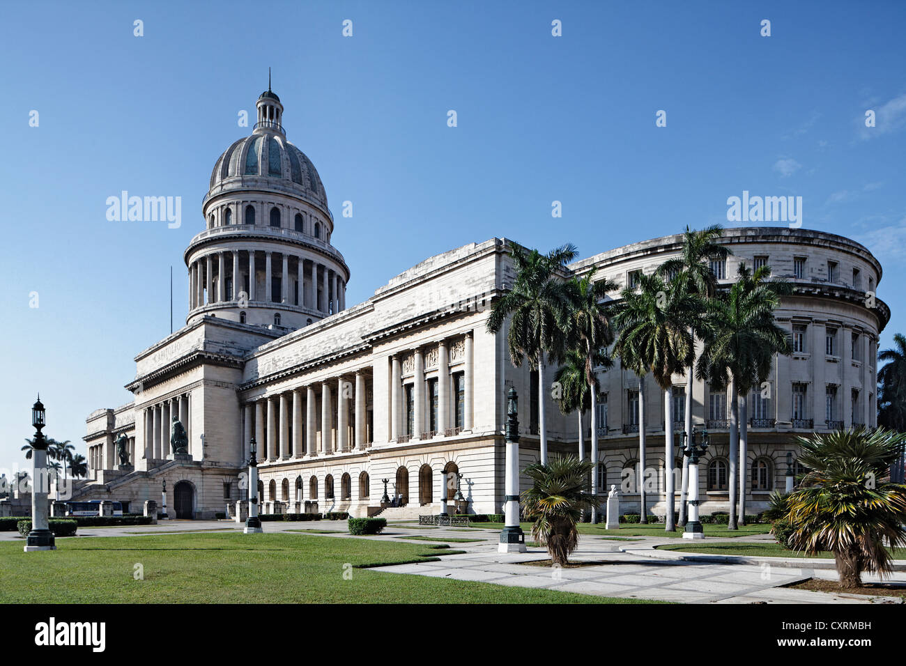 Old capitol building building hi-res stock photography and images - Alamy