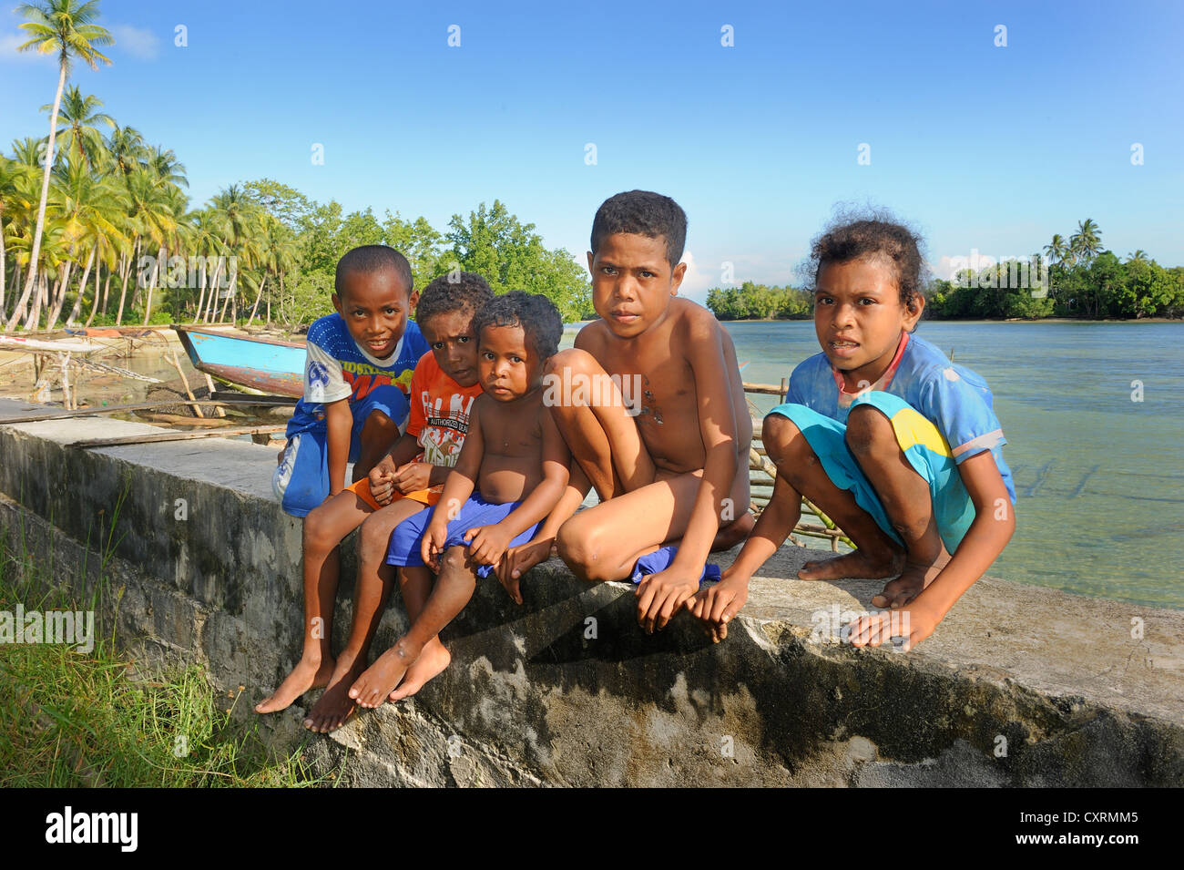 Indigenous papuan people hi-res stock photography and images - Alamy