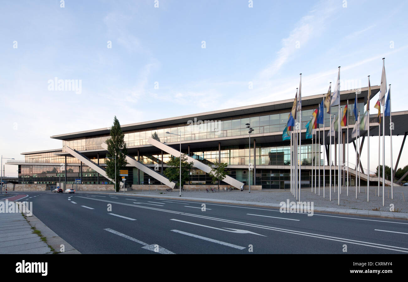 Congress centre hi-res stock photography and images - Alamy