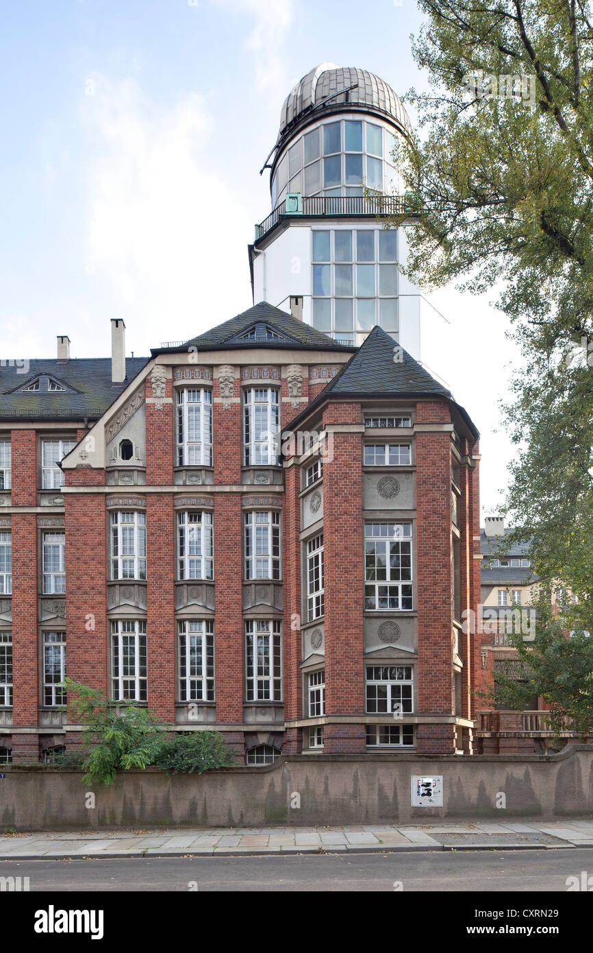 Beyer building hi-res stock photography and images - Alamy