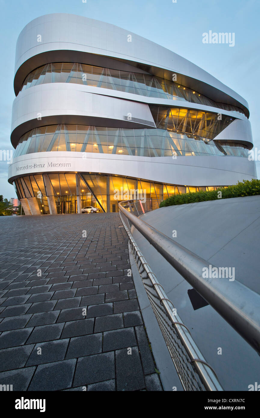 Mercedes-Benz Museum in the evening, illuminated, modern architecture ...