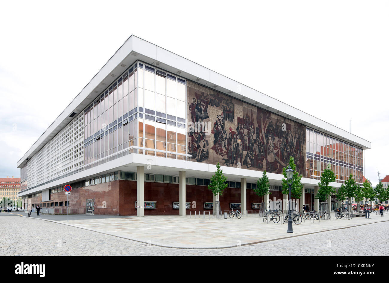Dresden palace hi-res stock photography and images - Alamy