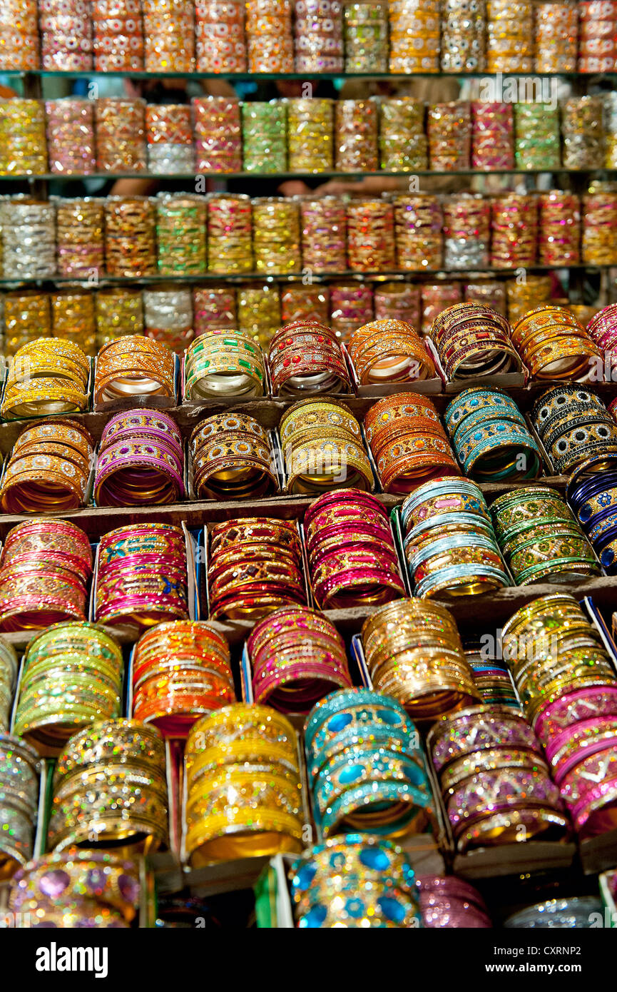 Colourful bangles hi-res stock photography and images - Alamy