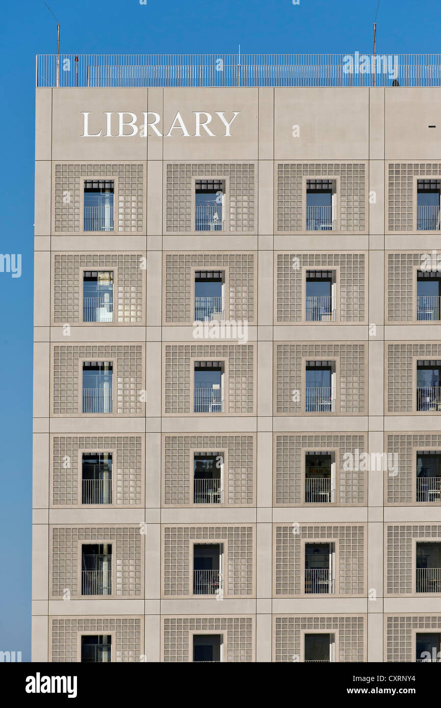 New city library building in Mailaender Platz square, designed by ...