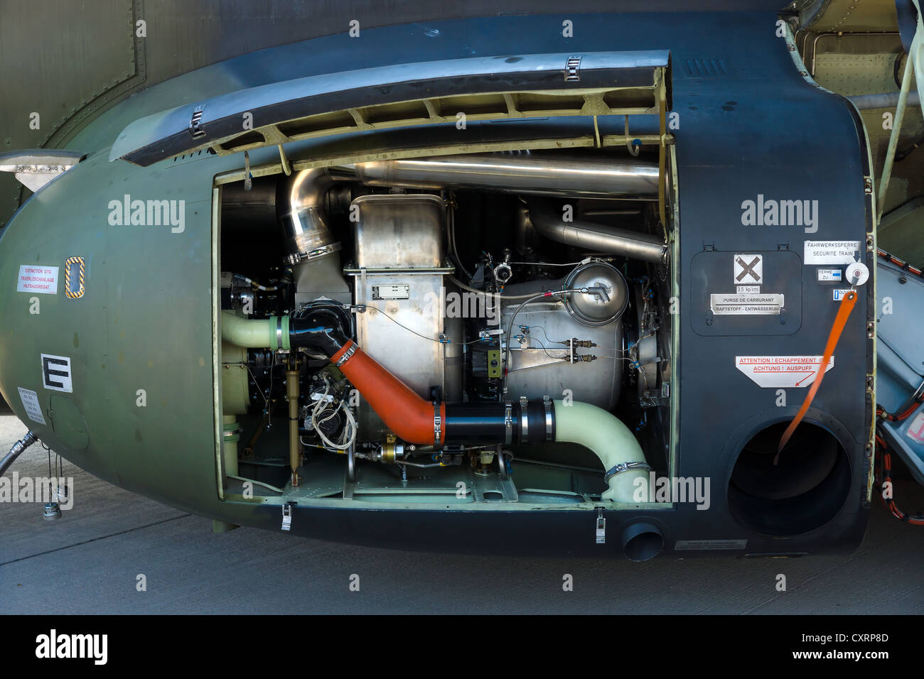 Lynx helicopter engine hi-res stock photography and images - Alamy