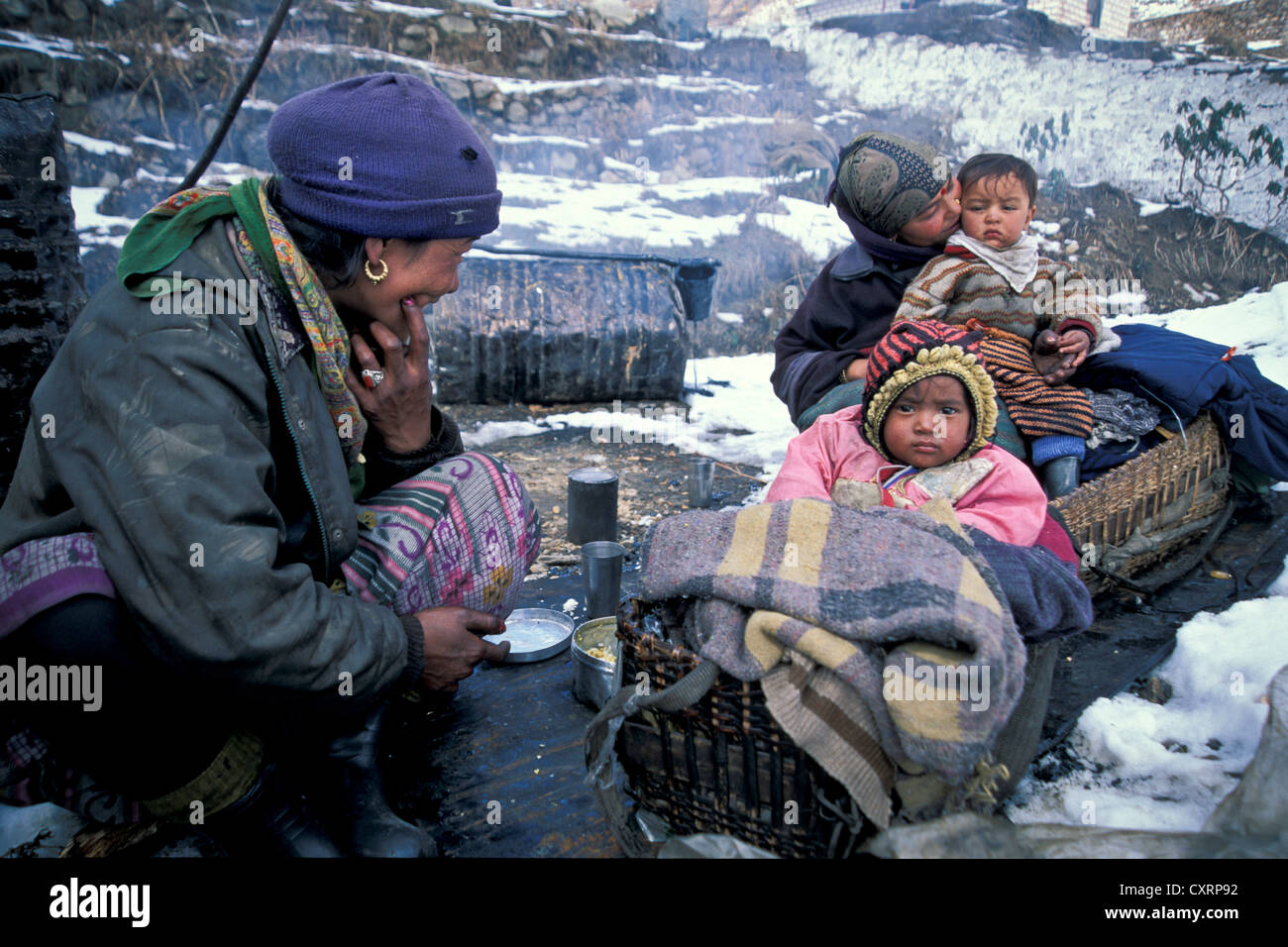 Family of workers, roadworks, Sikkim, East India, India, Asia Stock ...