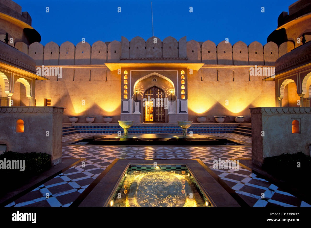 The oberoi group hi-res stock photography and images - Alamy