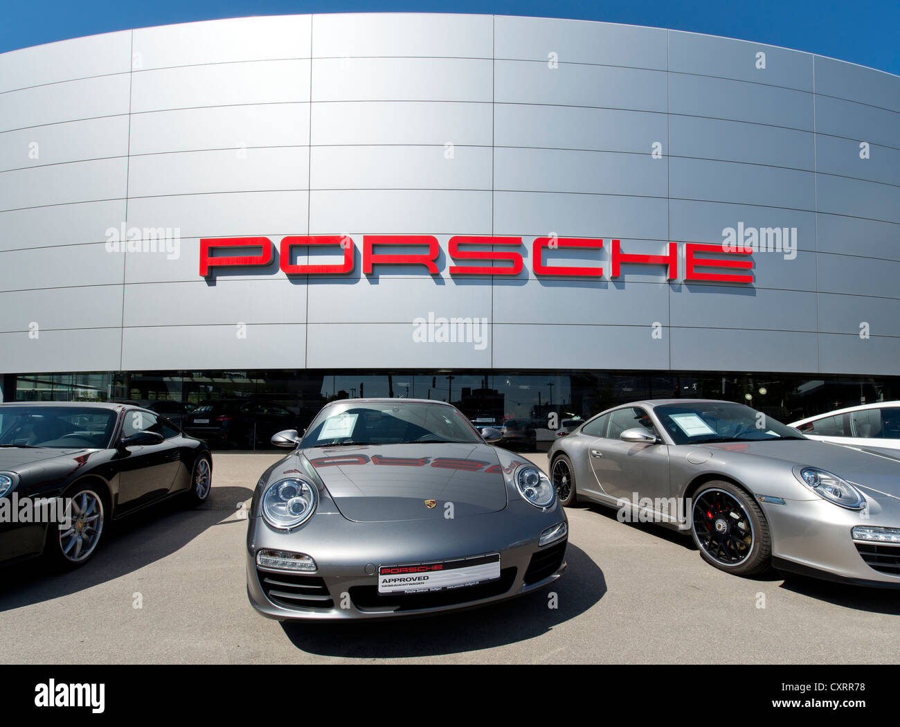Porsche Center Stuttgart