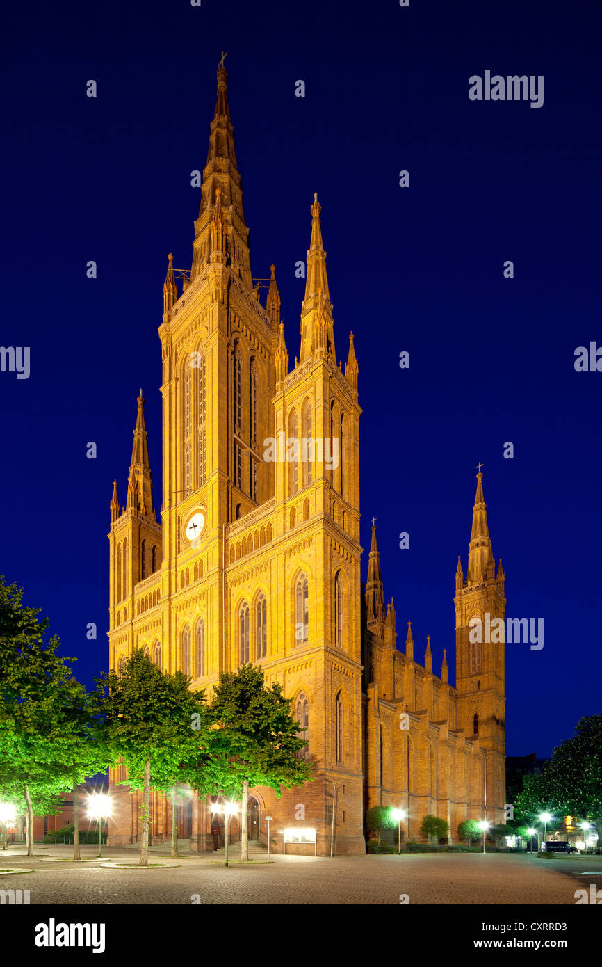 Marktkirche, Market Church, formerly Nassauer Landesdom, at night, dusk ...