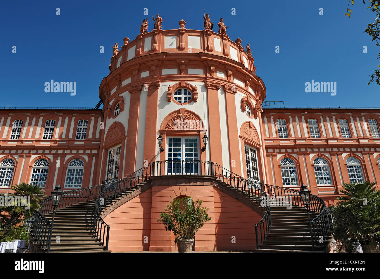 Three Wings Of Front Building High Resolution Stock Photography and ...