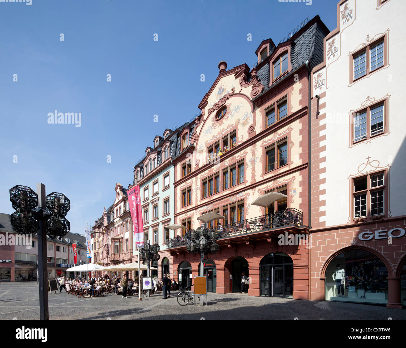 Restored town houses on Markt square, commercial buildings, Mainz ...