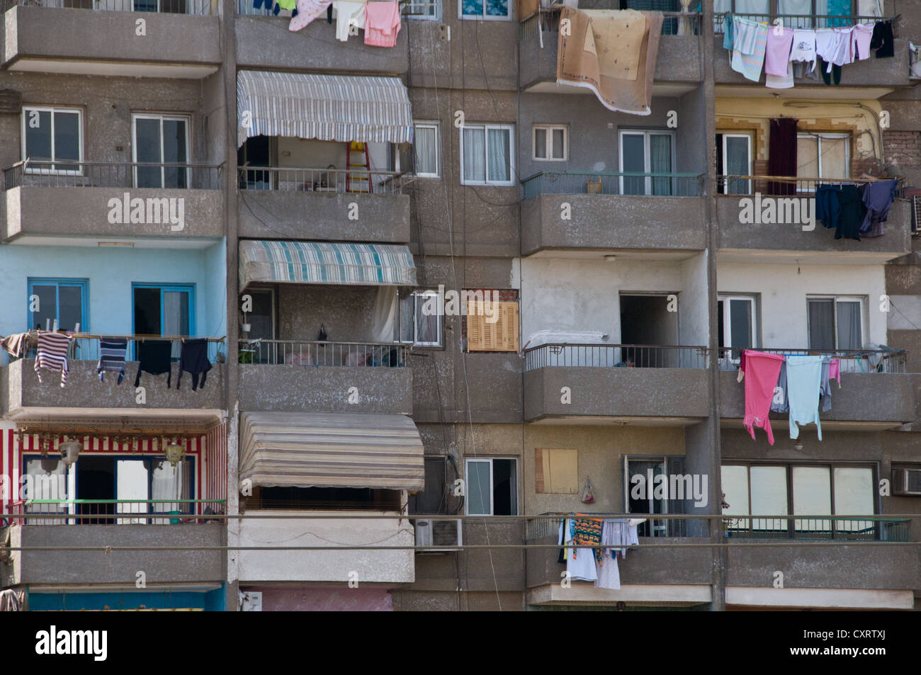 Middle class apartment hi-res stock photography and images - Alamy