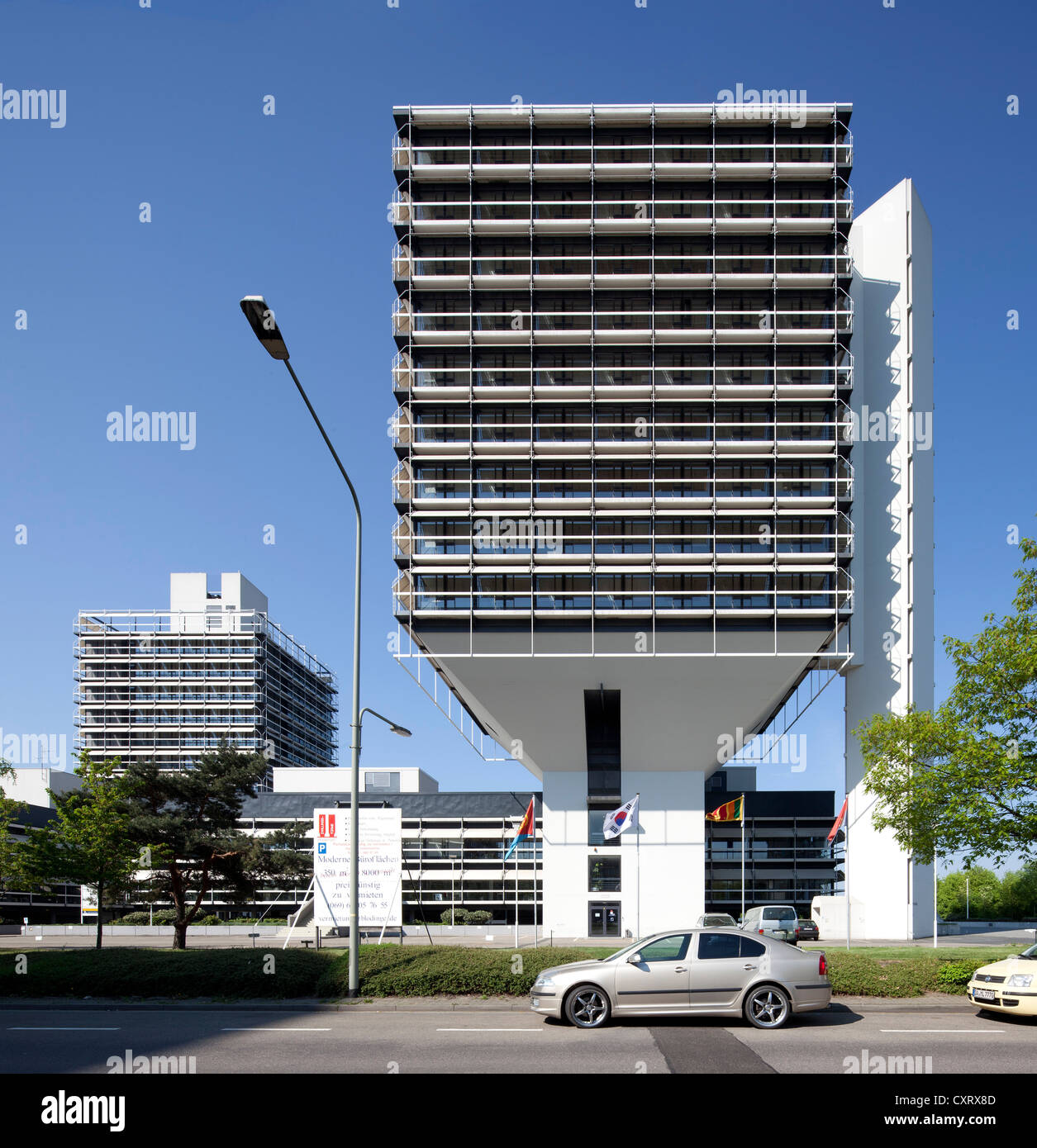 Olivettihaus office building, by architect Egon Eiermann, Buerostadt ...