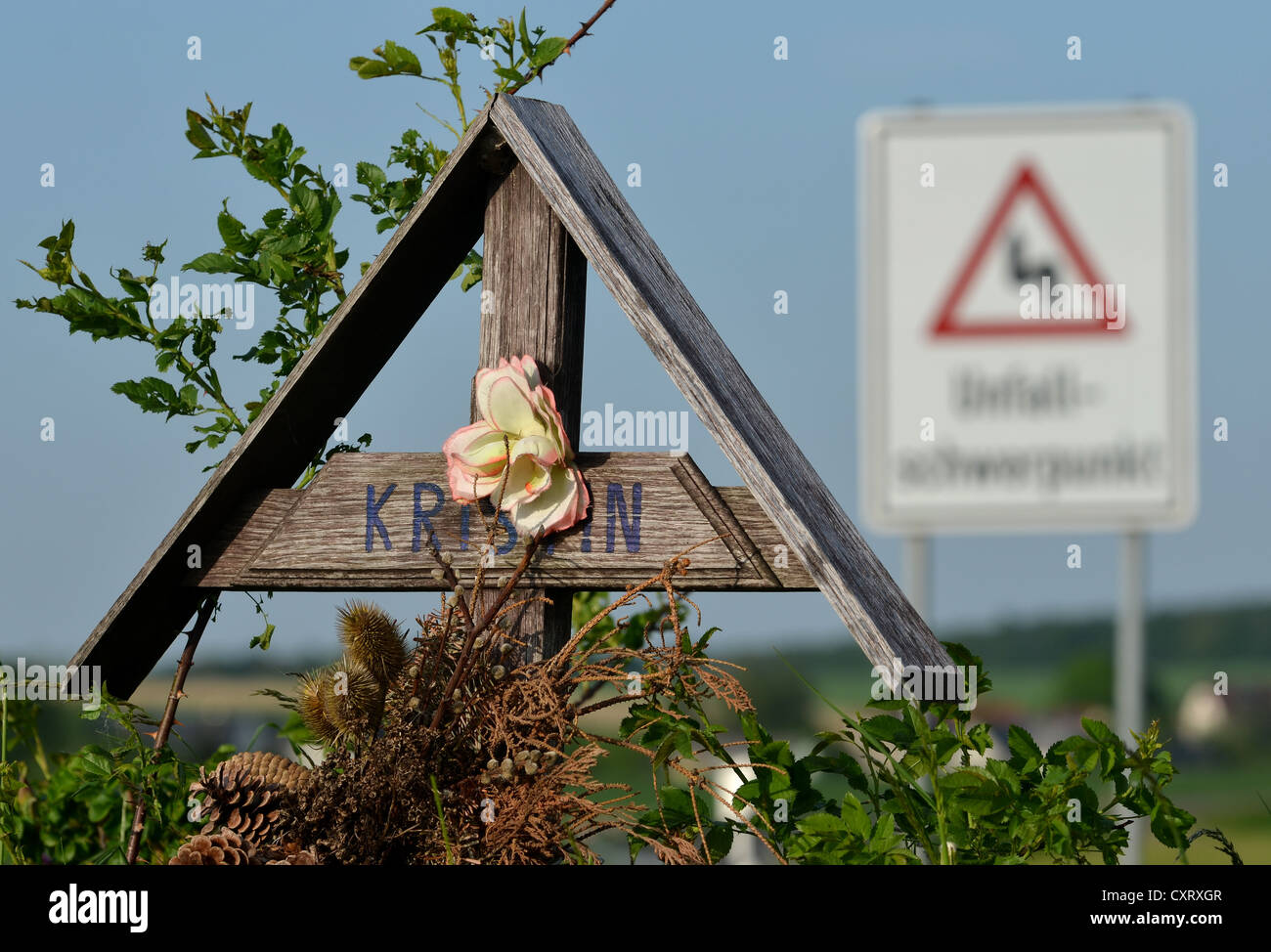 Back roads curve hi-res stock photography and images - Alamy