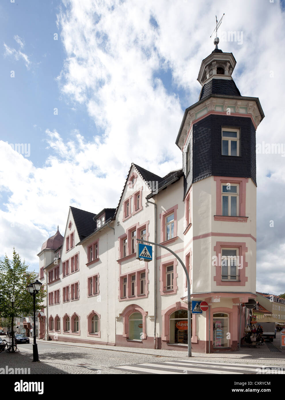 Commercial building on strasse des hi-res stock photography and images ...