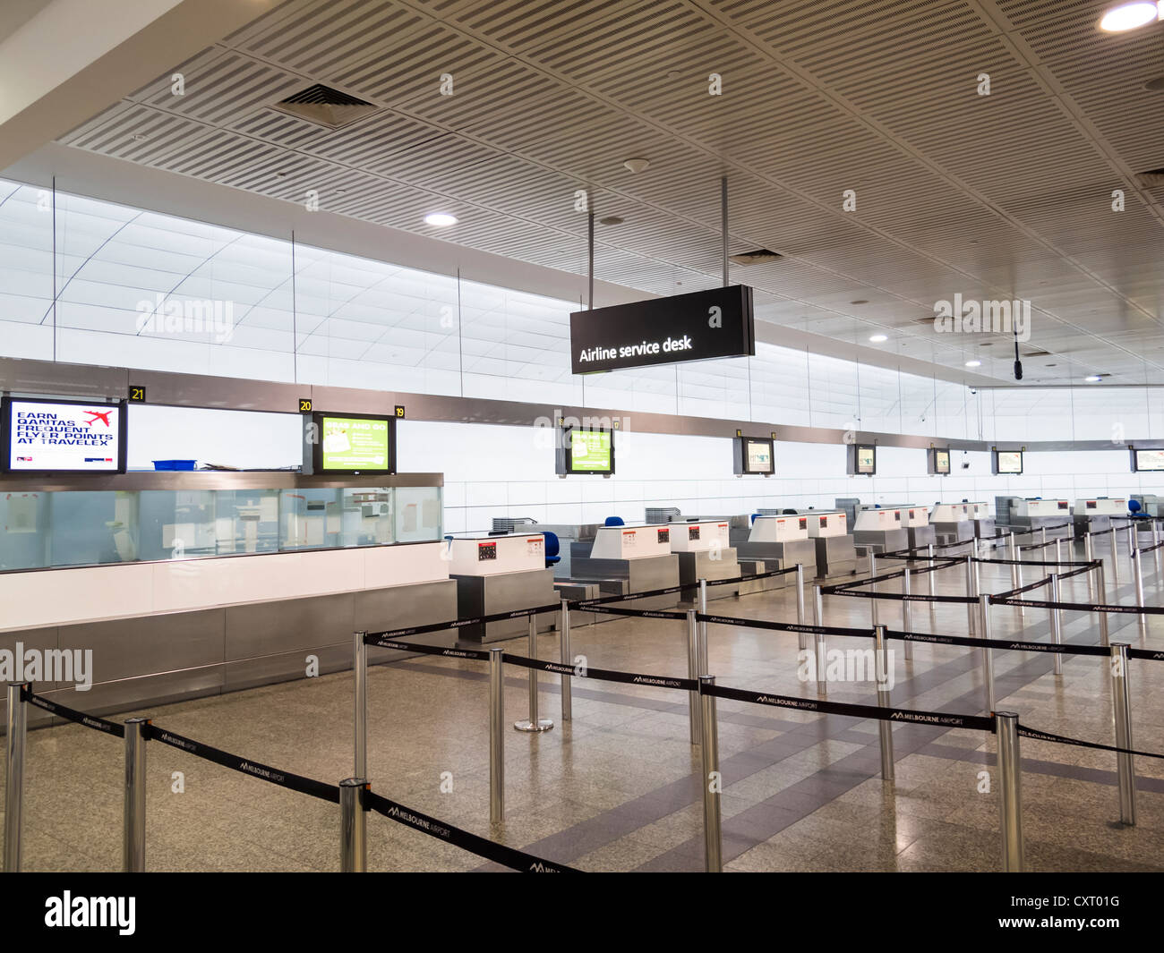 Empty terminal hi-res stock photography and images - Alamy