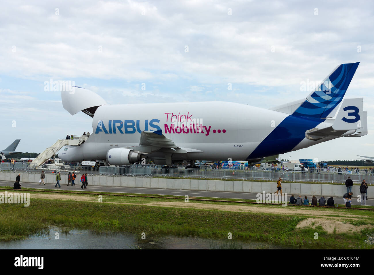 Airbus A300-600ST (Super Transporter) or Beluga Stock Photo - Alamy