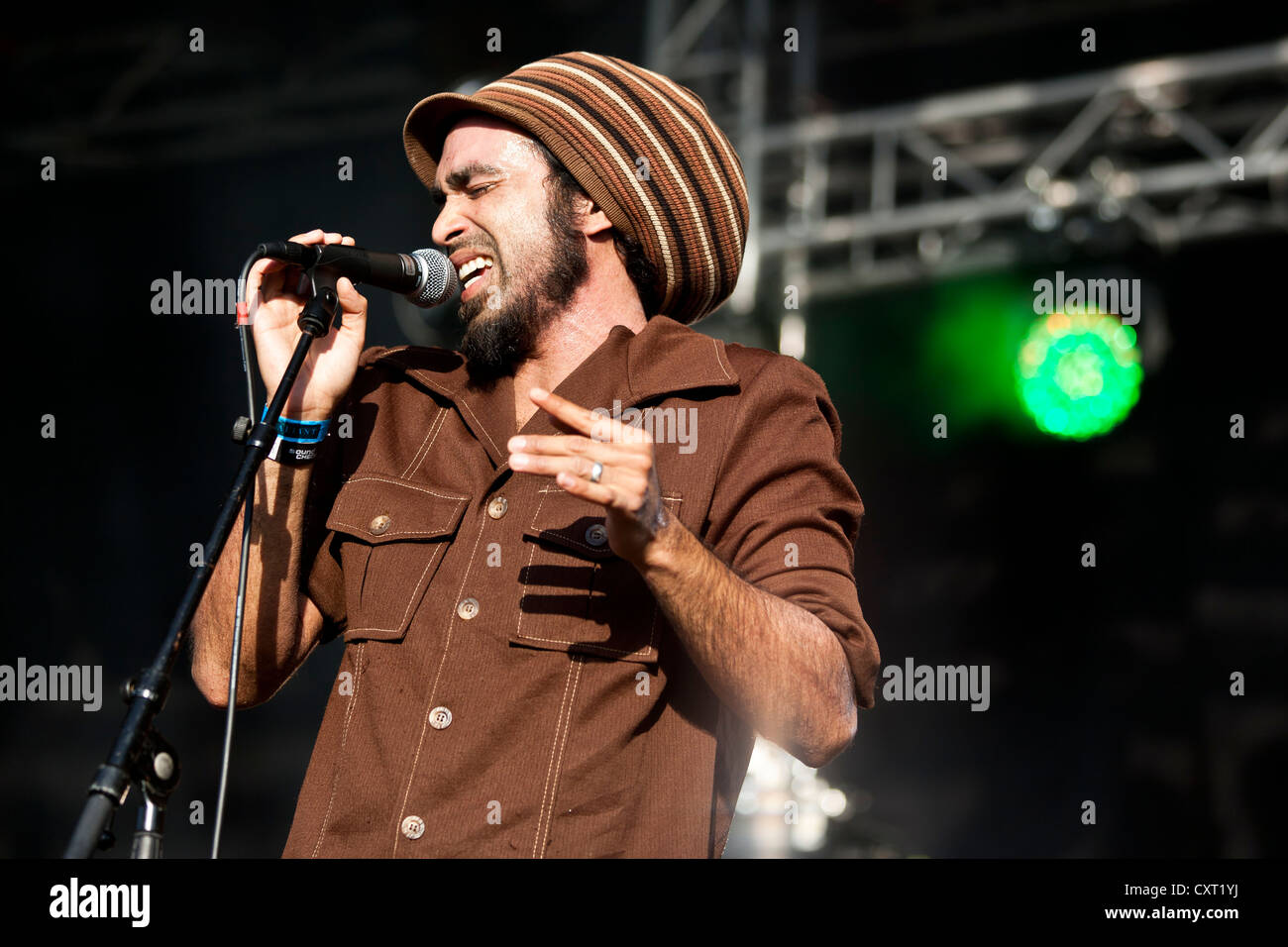 German reggae singer Sebastian Sturm & Exile Airline, playing live at ...
