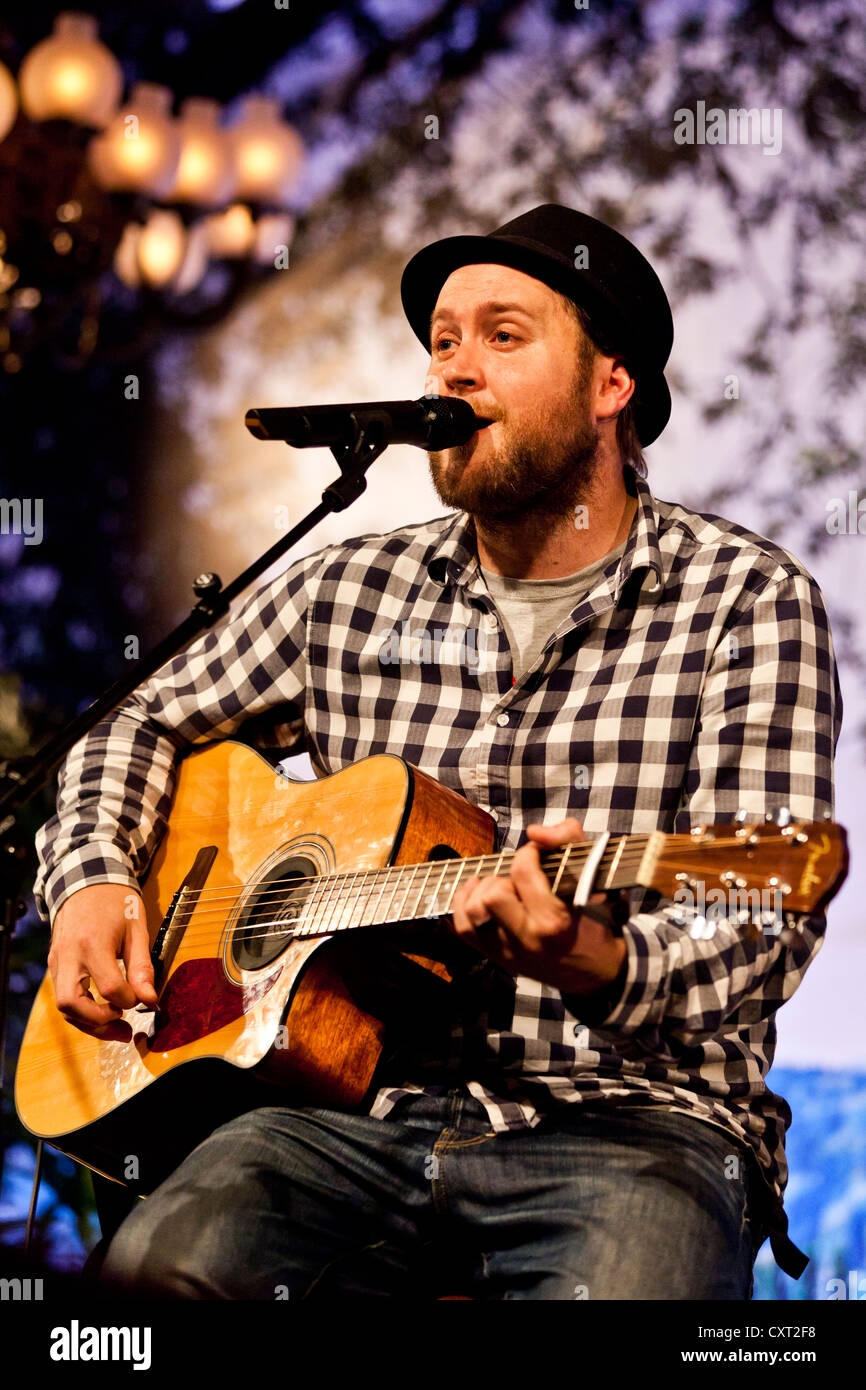 Swiss singer and songwriter Henrick Belden performing live at the Radio ...