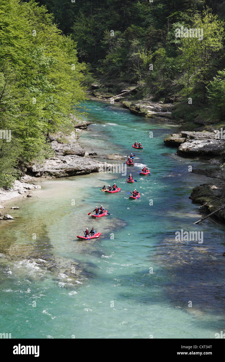 Rubber rafts hi-res stock photography and images - Alamy