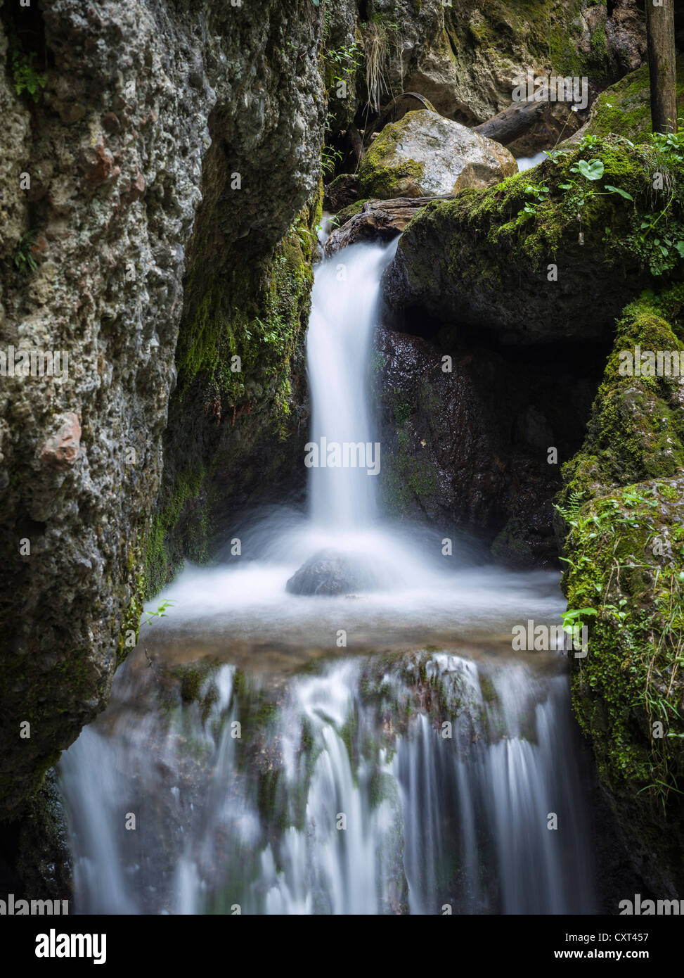 Hinang waterfall hi-res stock photography and images - Alamy