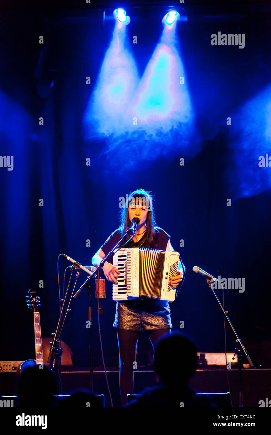 Wendy mcneill hi-res stock photography and images - Alamy