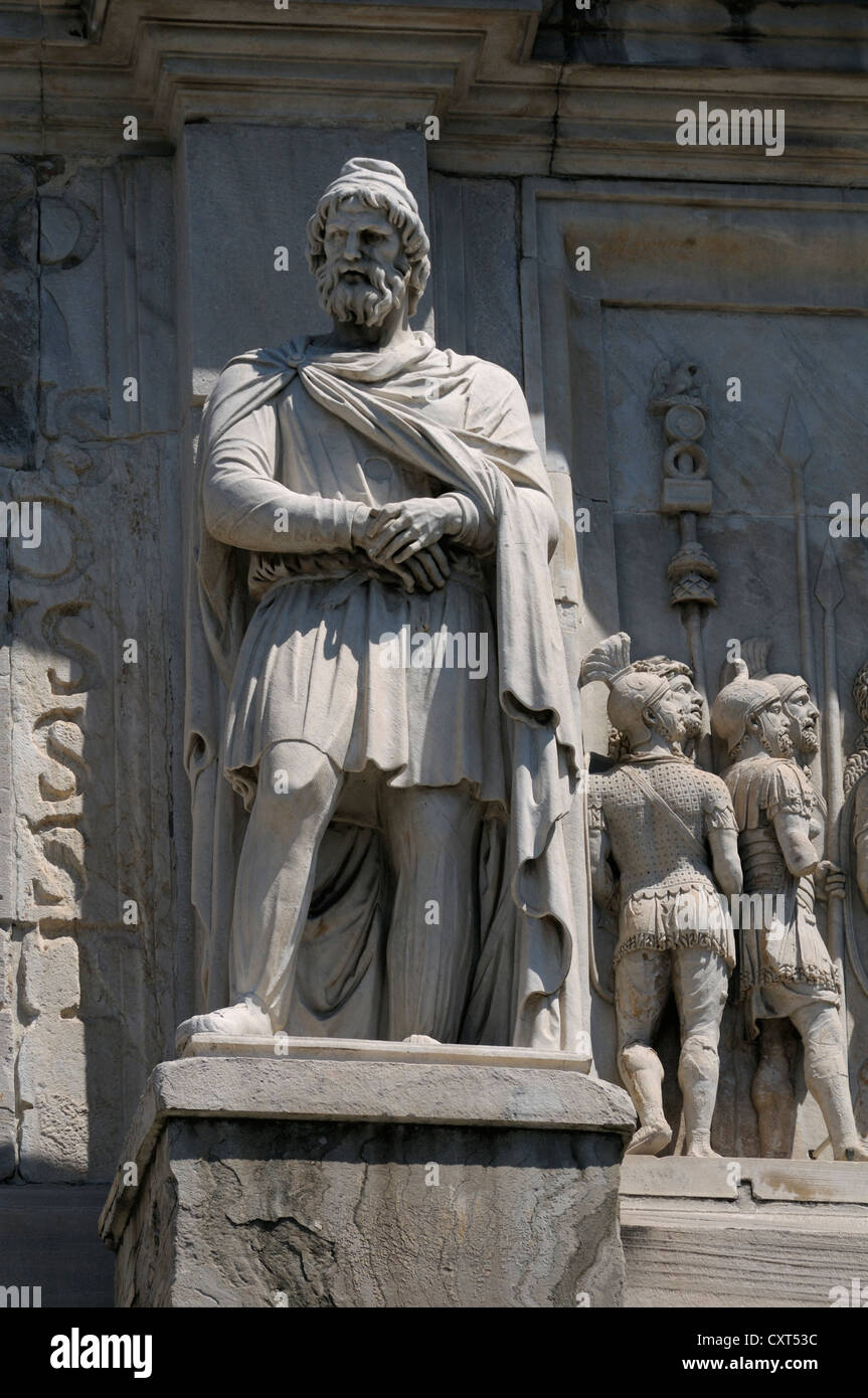 Statue on the Arch of Constantine, Rome, Italy, Europe Stock Photo - Alamy