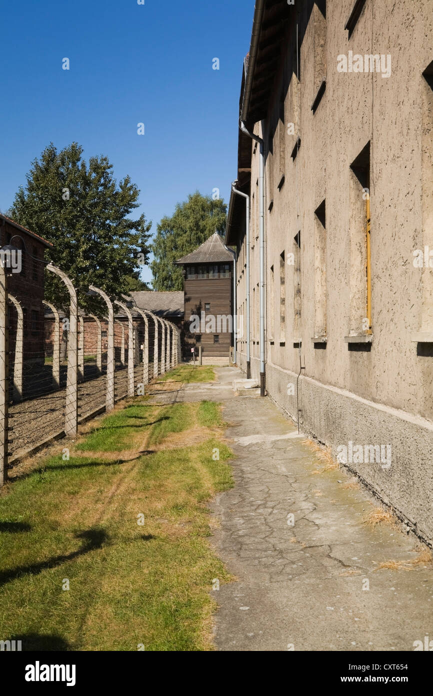 Buildings inside auschwitz nazi concentration hi-res stock photography ...