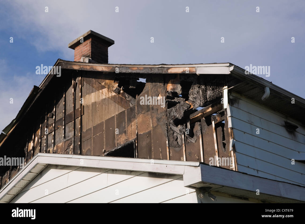 Fire damaged houses hi-res stock photography and images - Alamy