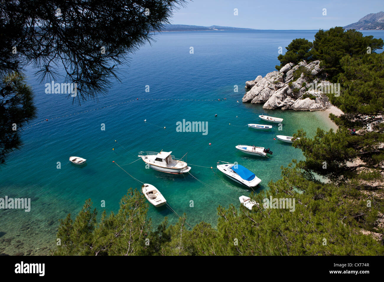 Bay off Podrace, Brela, Makarska Riviera, Dalmatia, Croatia, Europe ...