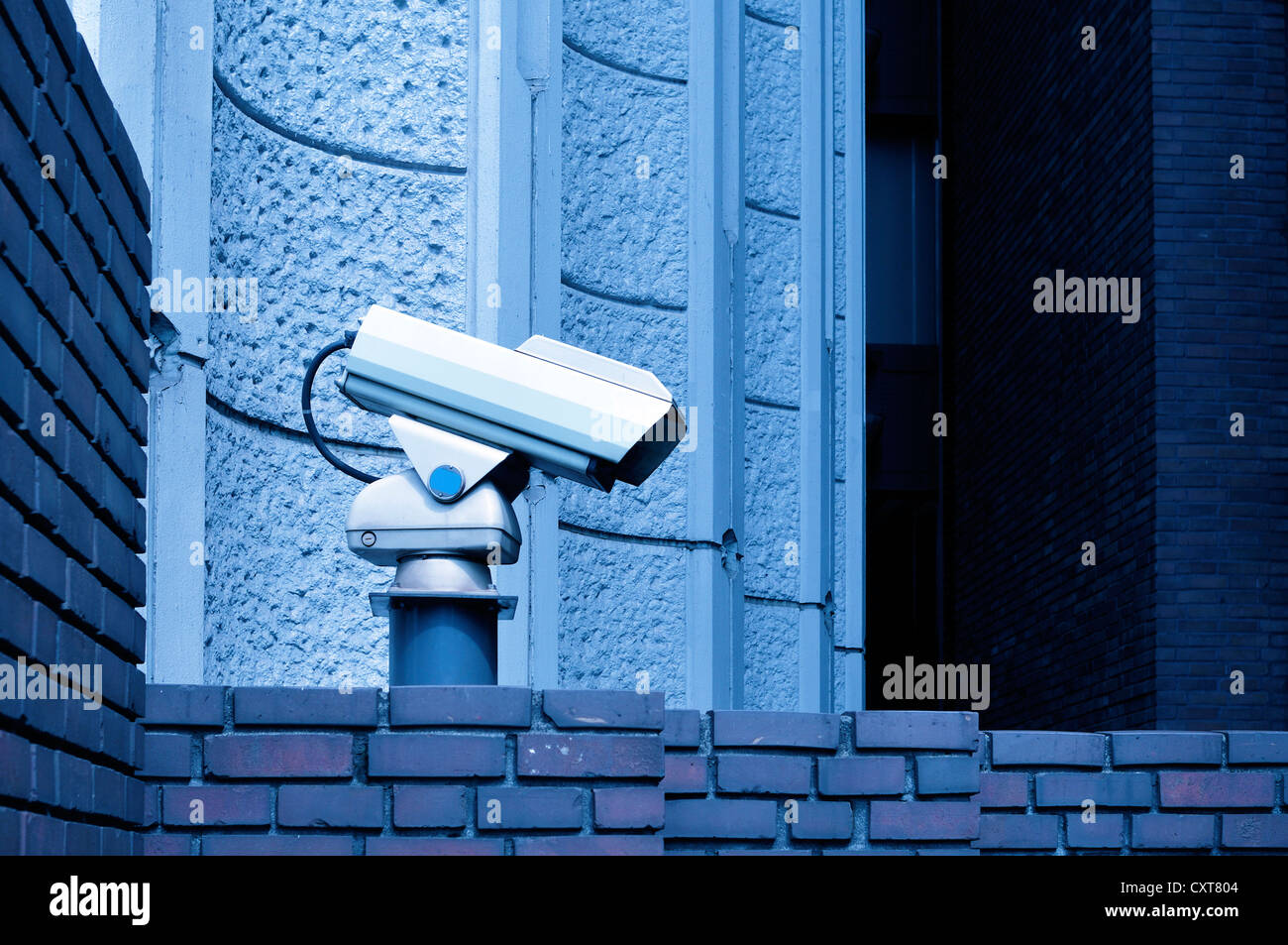 Surveillance and search hi-res stock photography and images - Alamy