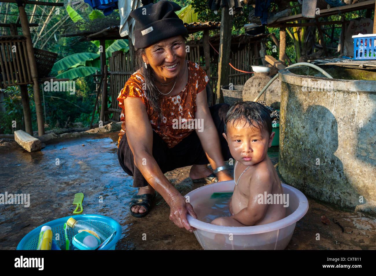 Hmong in thailand hi-res stock photography and images - Alamy