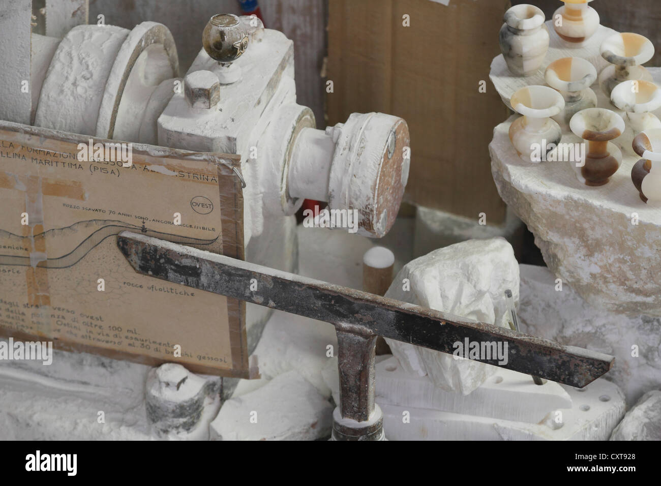 Alabaster workshop, Volterra, Tuscany, Italy, Europe Stock Photo - Alamy