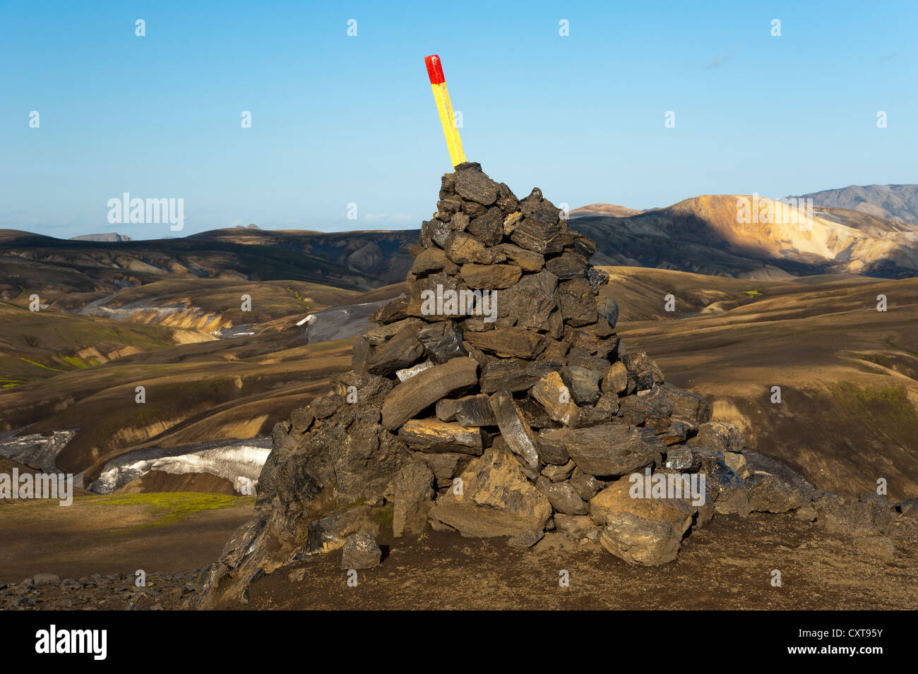 Hiking path marker on cairn hi-res stock photography and images - Alamy