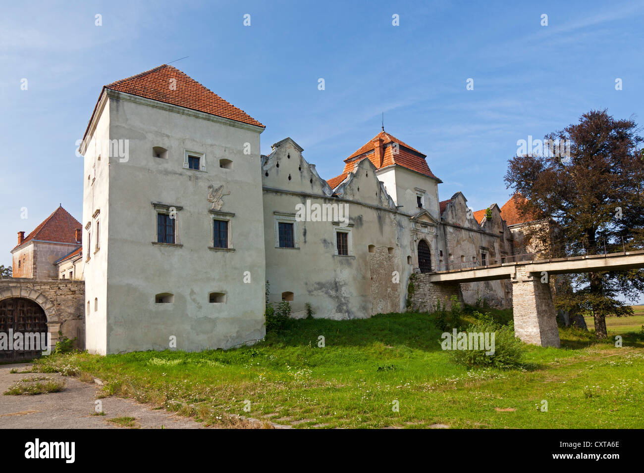 Western castle hi-res stock photography and images - Alamy