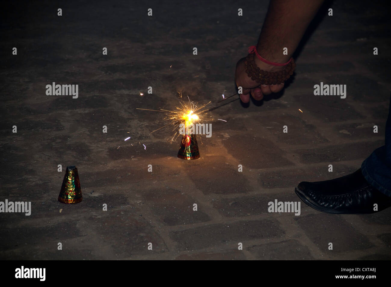 Fire cracker india hi-res stock photography and images - Alamy