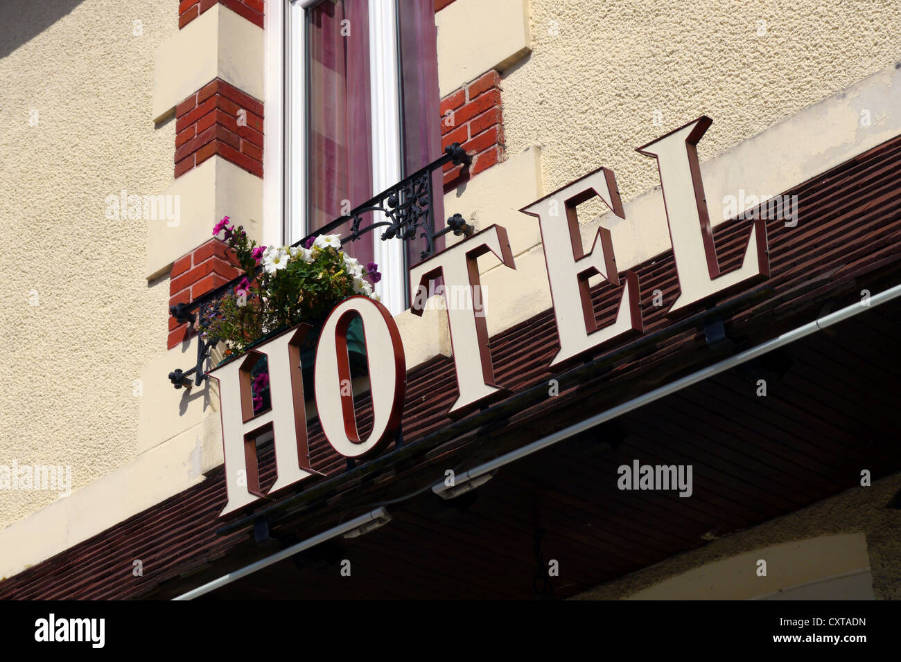 Accommodation sign hi-res stock photography and images - Alamy